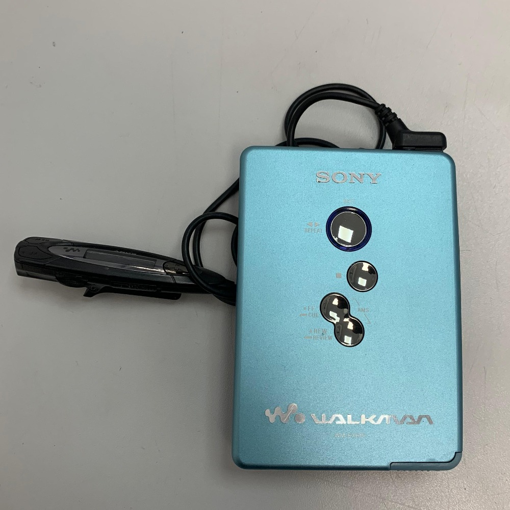 Pre-owned Sony Blue Walkman WM-EX610 retro cassette player - Own4Less